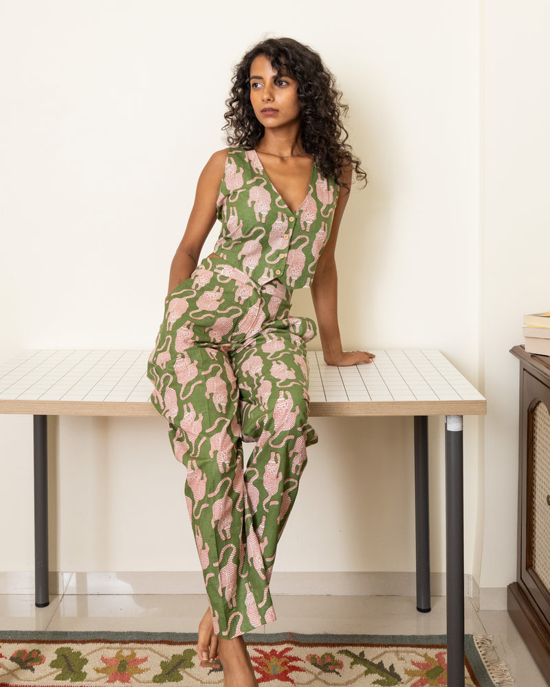 Shop Vaagh Cotton Co-ord Set – Handcrafted & Comfortable – ADAH BY LEESHA